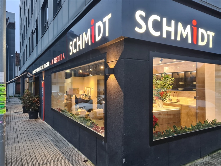 Buy a Schmidt Franchise Available In Essex